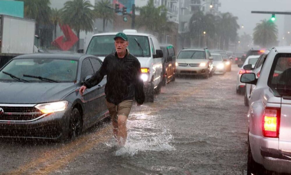 Heavy Rain, Flash Flooding Threat Looms Over Florida This Weekend ...